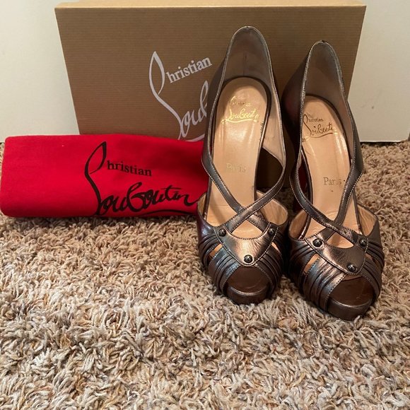 Christian Louboutin | Shoes | Christian Louboutin Scissor Girl Heels ...